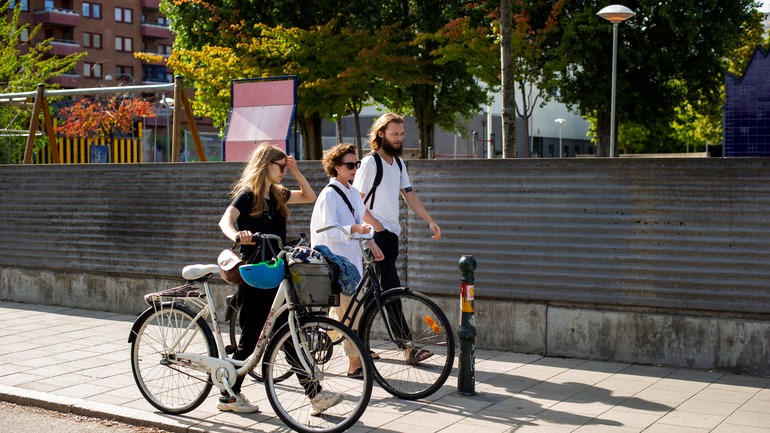 Så påverkades ungas försörjning av pandemin | Malmö universitet Så påverkades ungas försörjning av pandemin | Malmö universitet